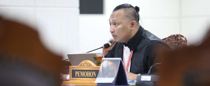 Advokat Persoalkan Anggota Polri Duduki Jabatan Sipil - Berita ...